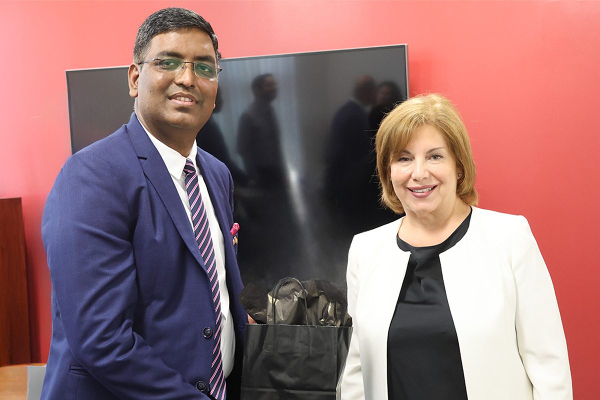 - India Center Hosts New Consul General of India - College of Sciences ...